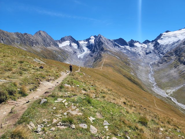 Hiking the Hohe Mut, Obergurgl, Austria — Solo Female Wanderer