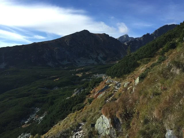 Bystra lavka saddle — Solo Female Wanderer