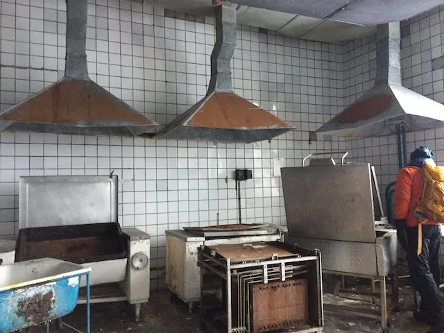 Pyramiden: frozen in time — Solo Female Wanderer