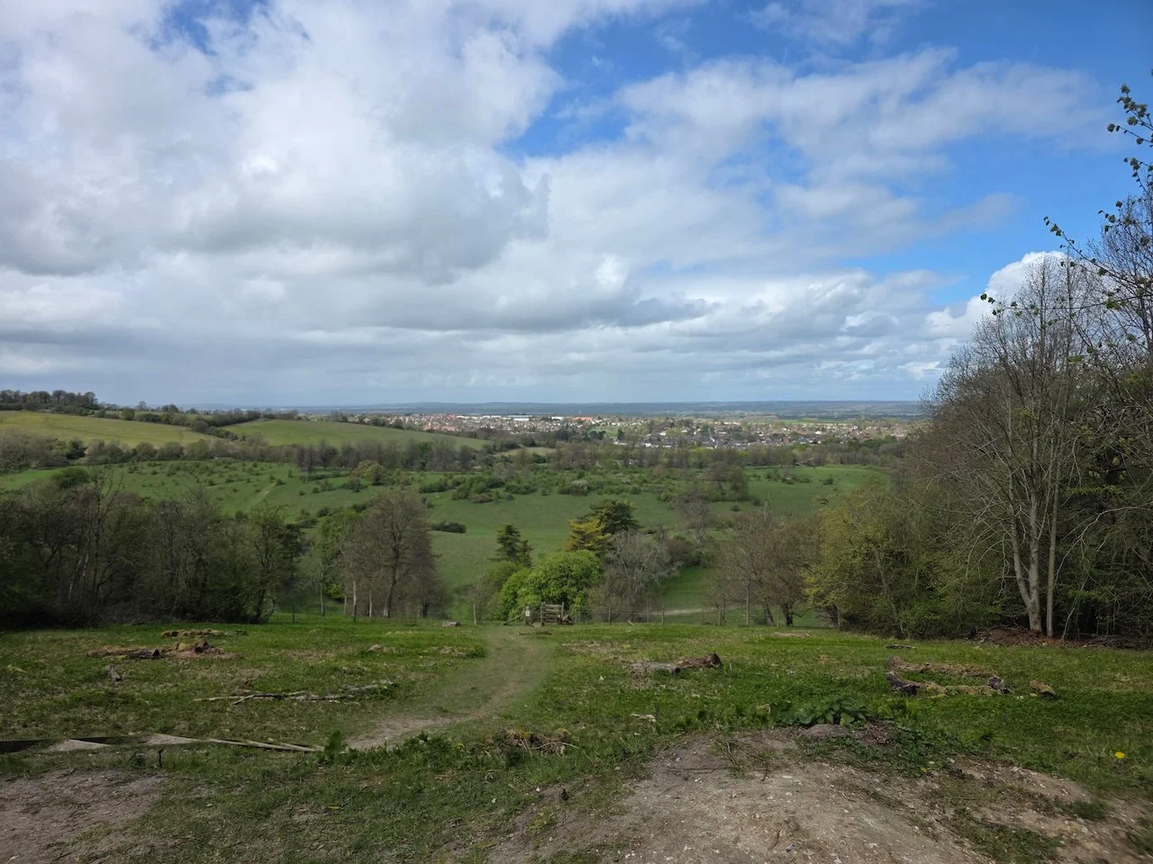 Tring to Princes Risborough — Solo Female Wanderer