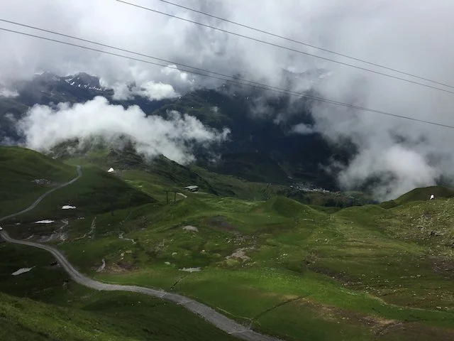 Vallugabahn, St. Anton — Solo Female Wanderer