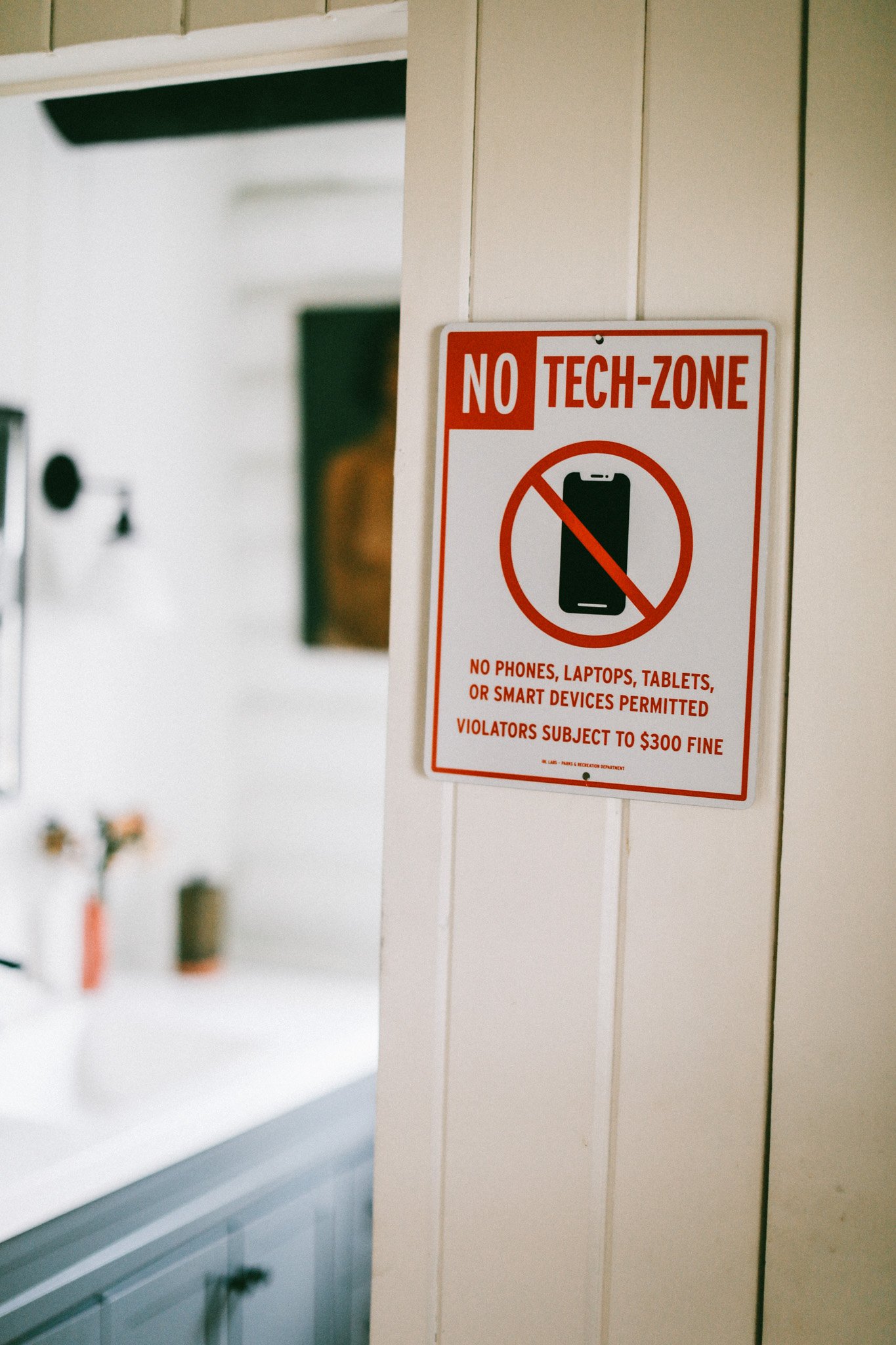 No Tech Zone — Cash Studios