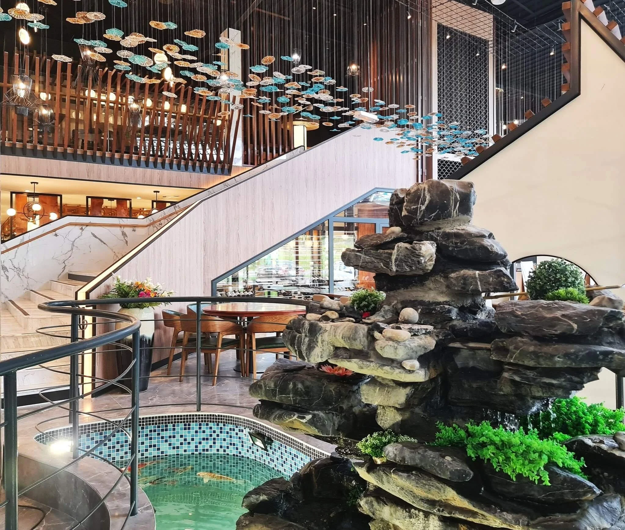 ROYAL BUFFET ORLEANS, SARAN - Restaurant Buffet Franco-Asiatique à Volonté — Royal Buffet