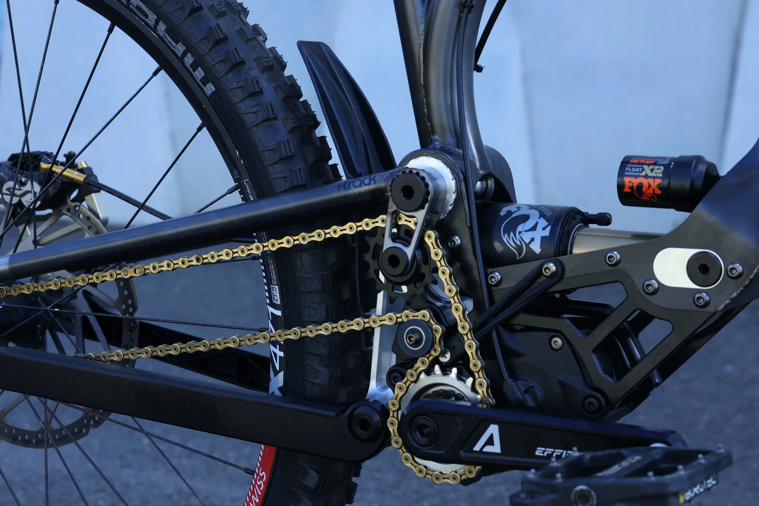 GRAVITY — TRINITY_MTB