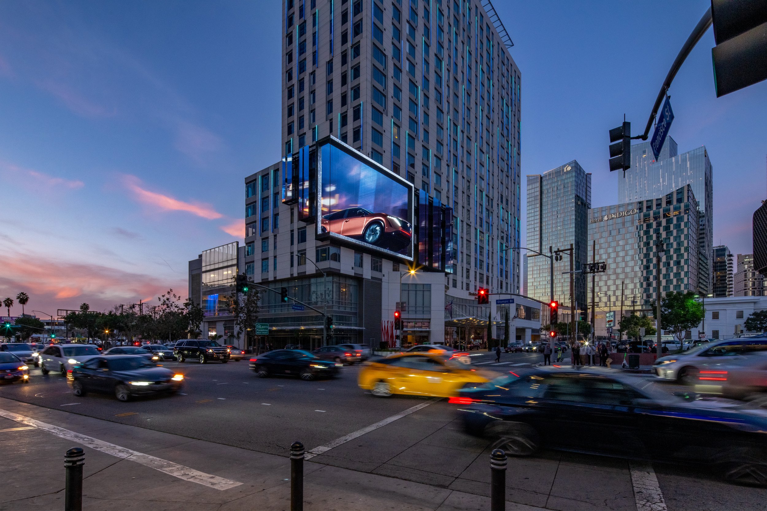AR meets billboards: 2023 trends in OOH advertising — KEVANI