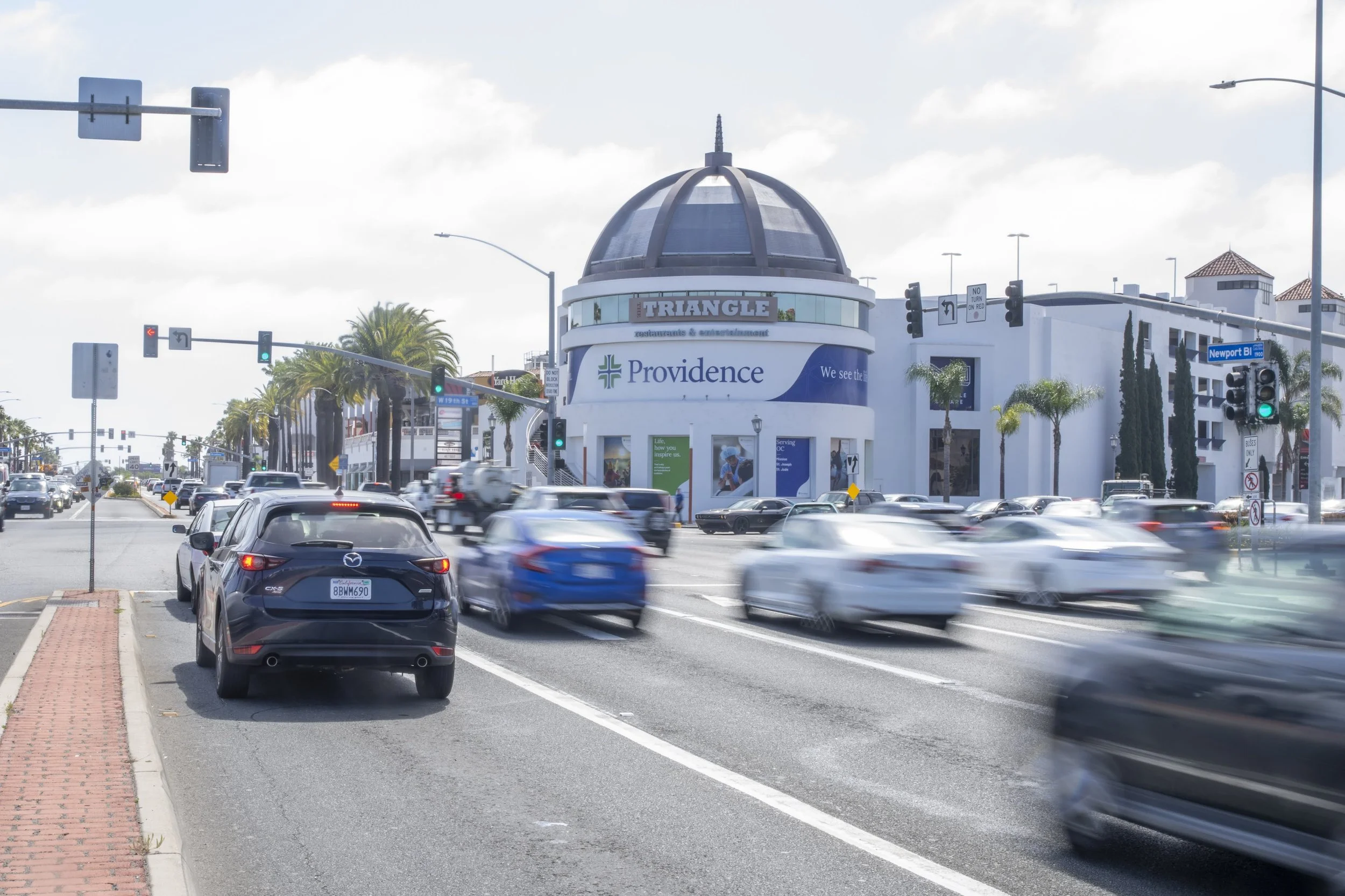 The Triangle Spectacular - OOH Advertising Orange County, CA — KEVANI