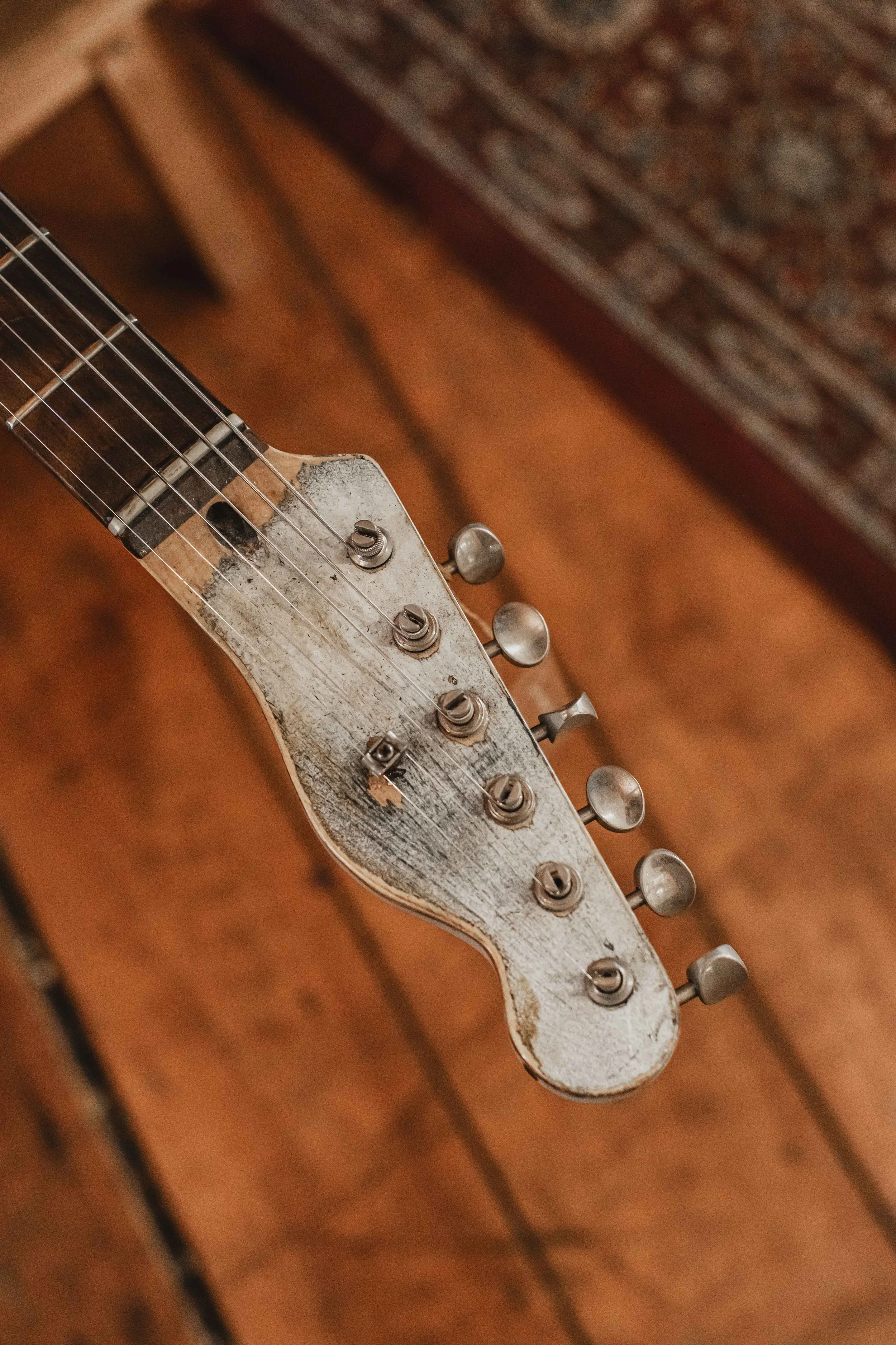 White Lady Series Custom 2016 — The Guitar Repairers