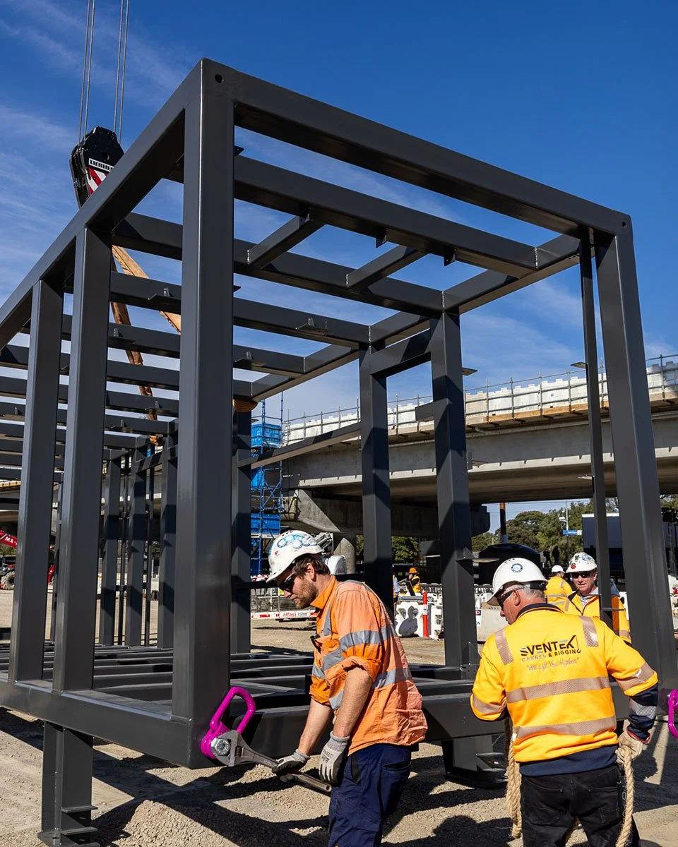 Heavy Lifting Service In Melbourne | Sventek Cranes & Rigging