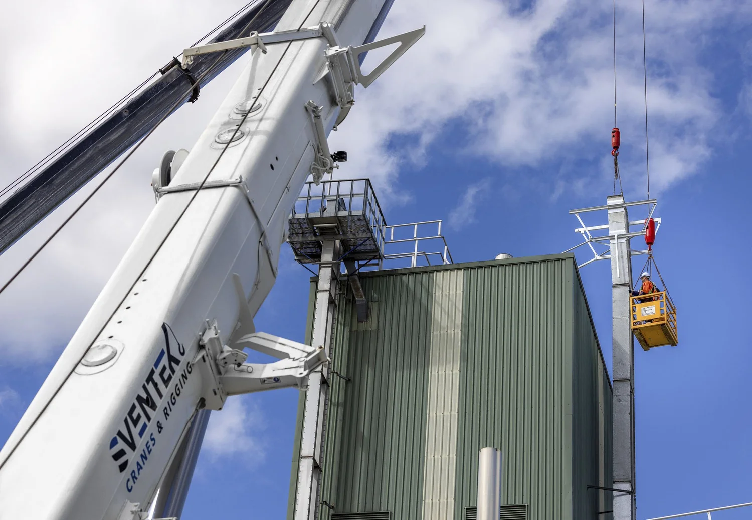 Sventek Cranes & Rigging