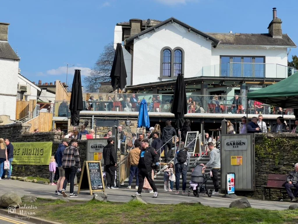 Lake View Garden Bar | Pub Vibes | Hearty Food & Live Music