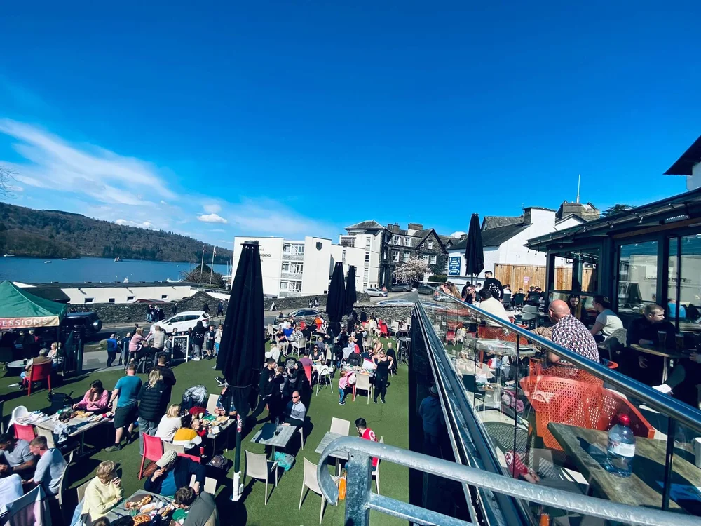Lake View Garden Bar - Bowness | Pub & Bar With Live Music