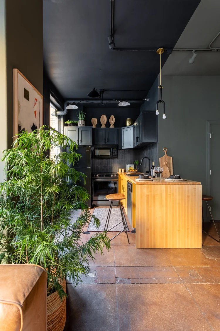 7th Street Loft — Faith Blakeney Studio