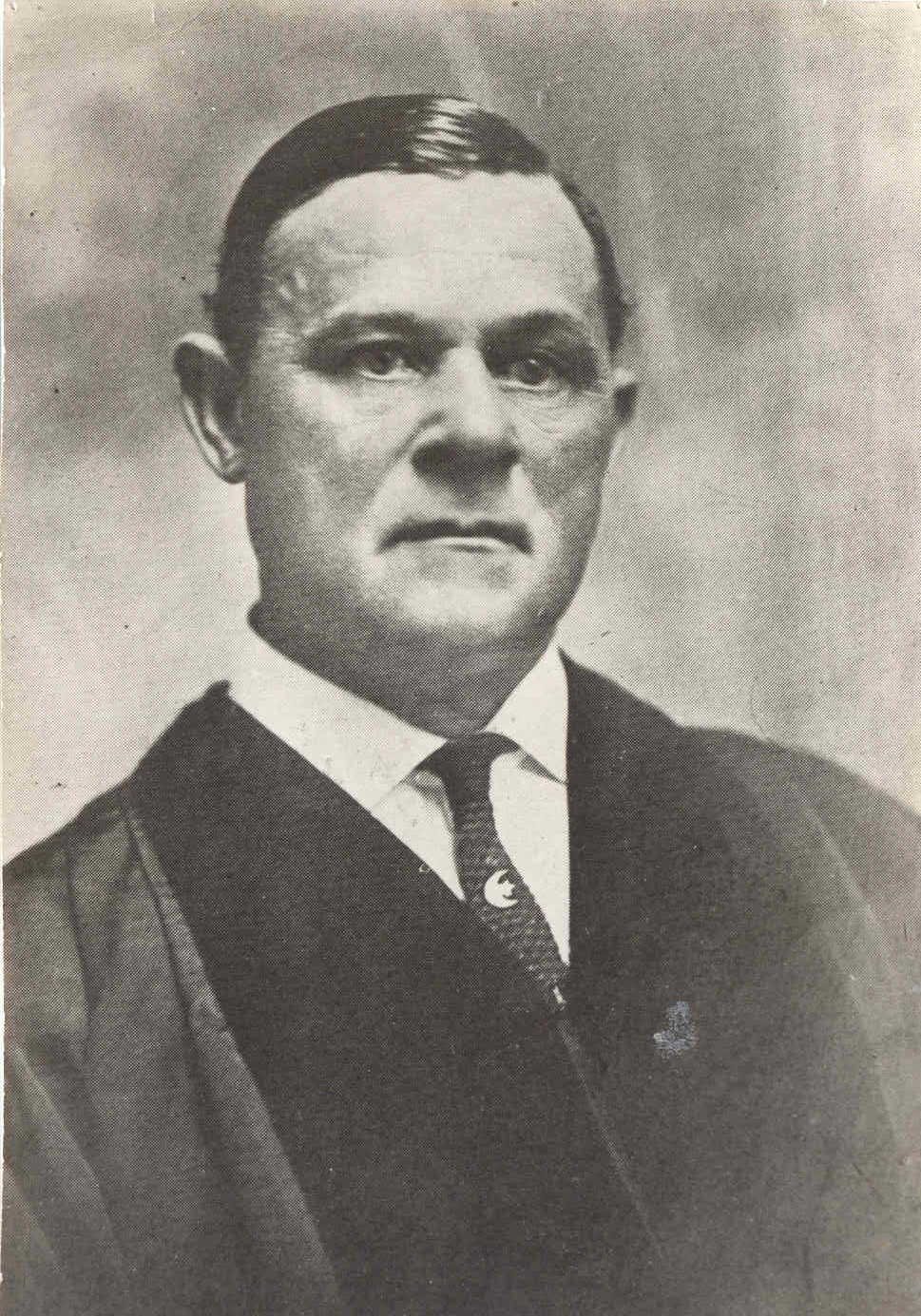 AKL History — Alpha Kappa Lambda