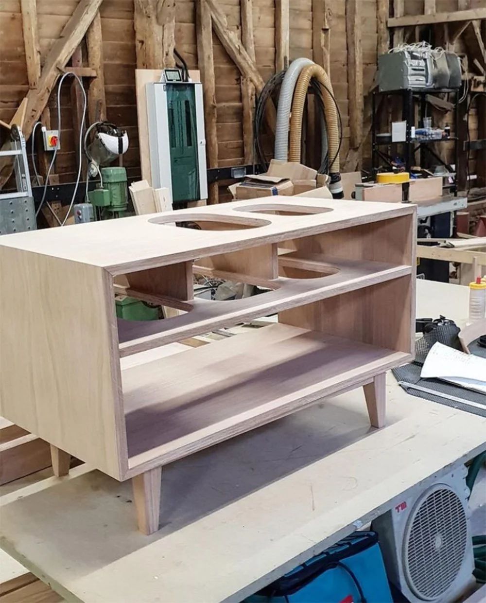 Raveley Steet — Vanity — Goodwin Lowe