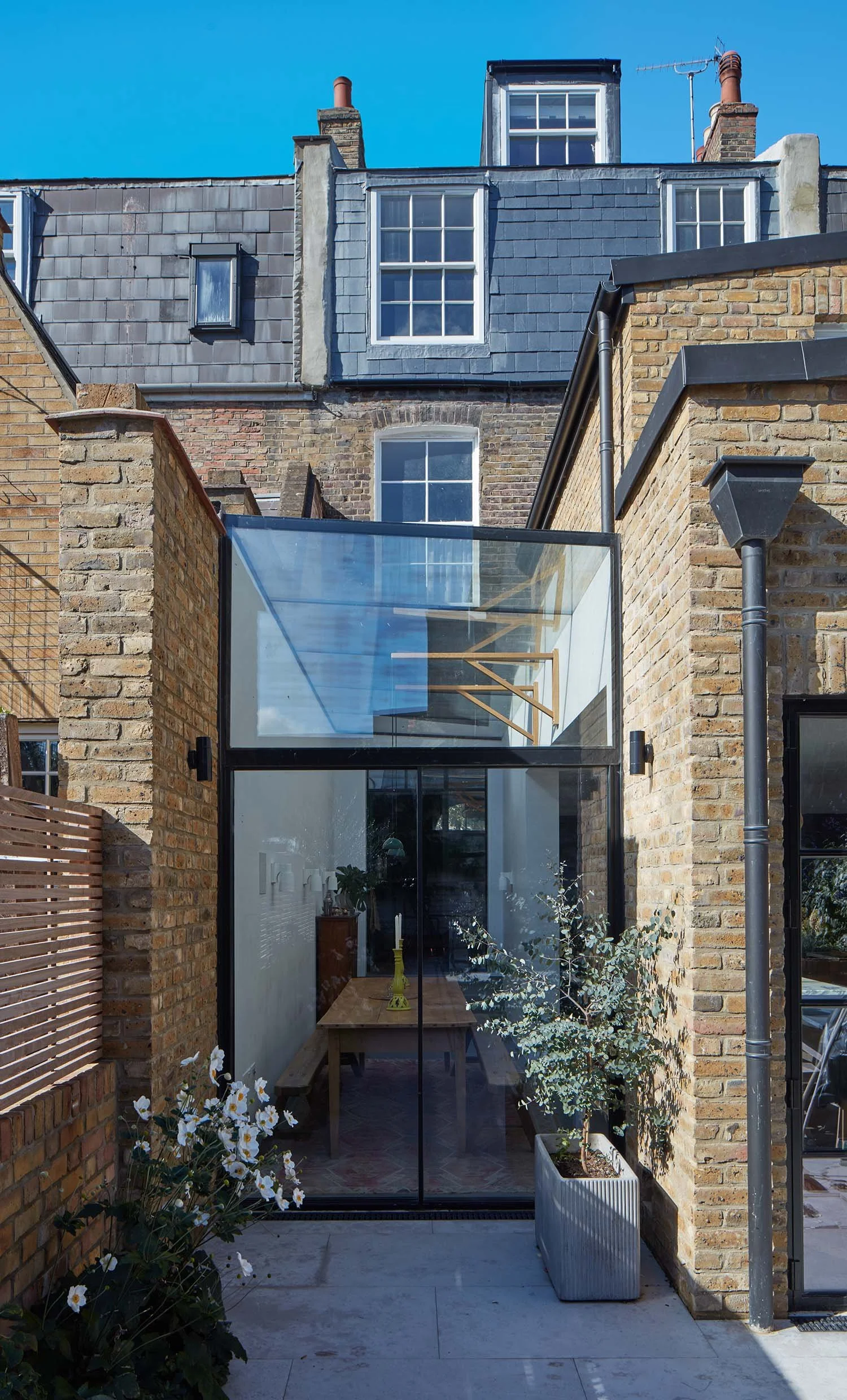 Queensbridge Road — Goodwin Lowe