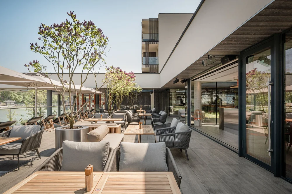 EMILY RESORT / Chilli Sport Bar — YOD Group