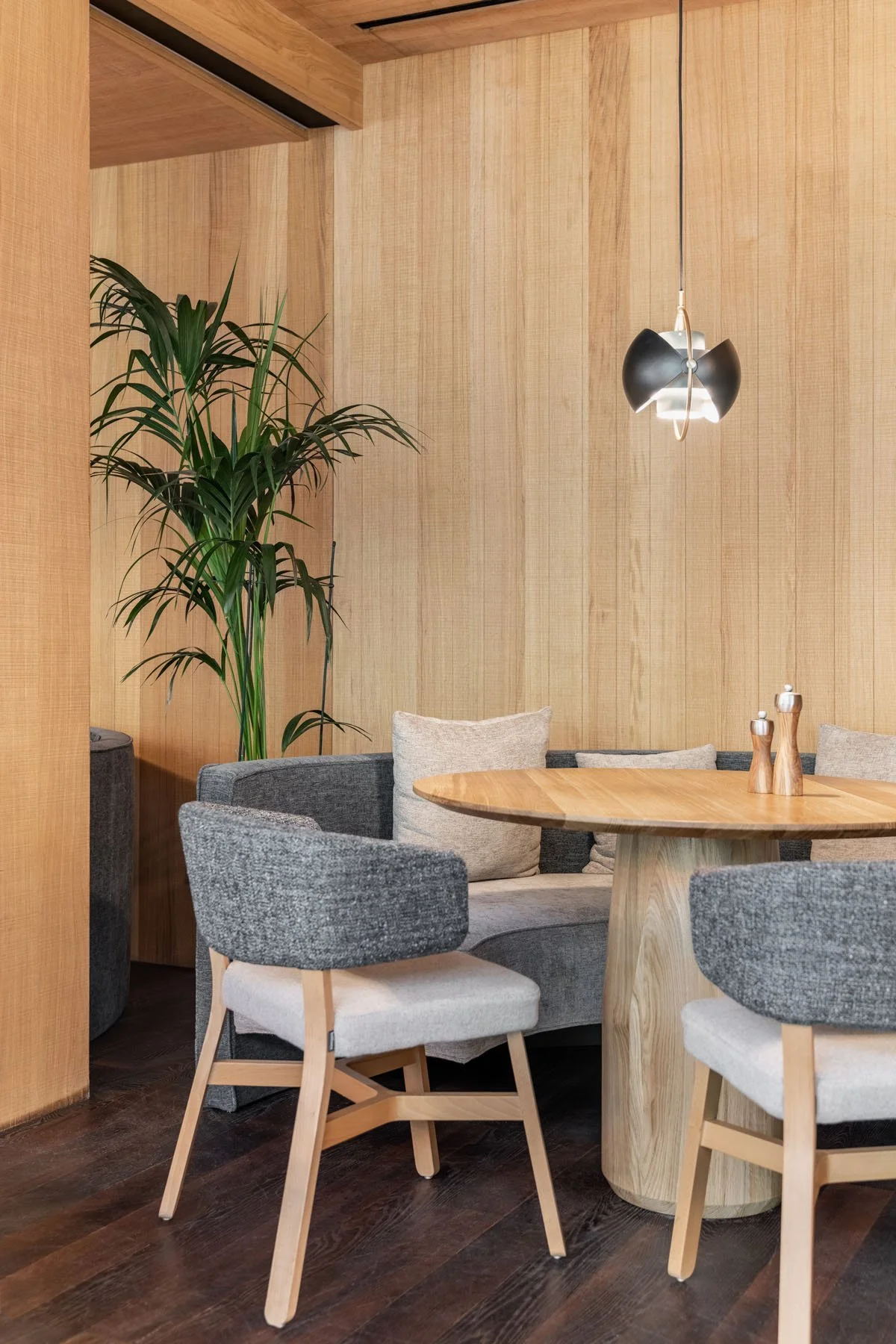 Тераса заміського ресторану “Купецький Двір” — YOD Group