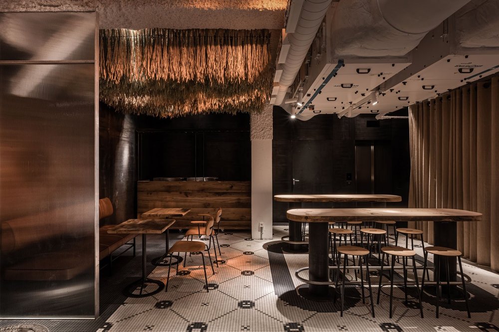 MAD BARS HOUSE — YOD Group