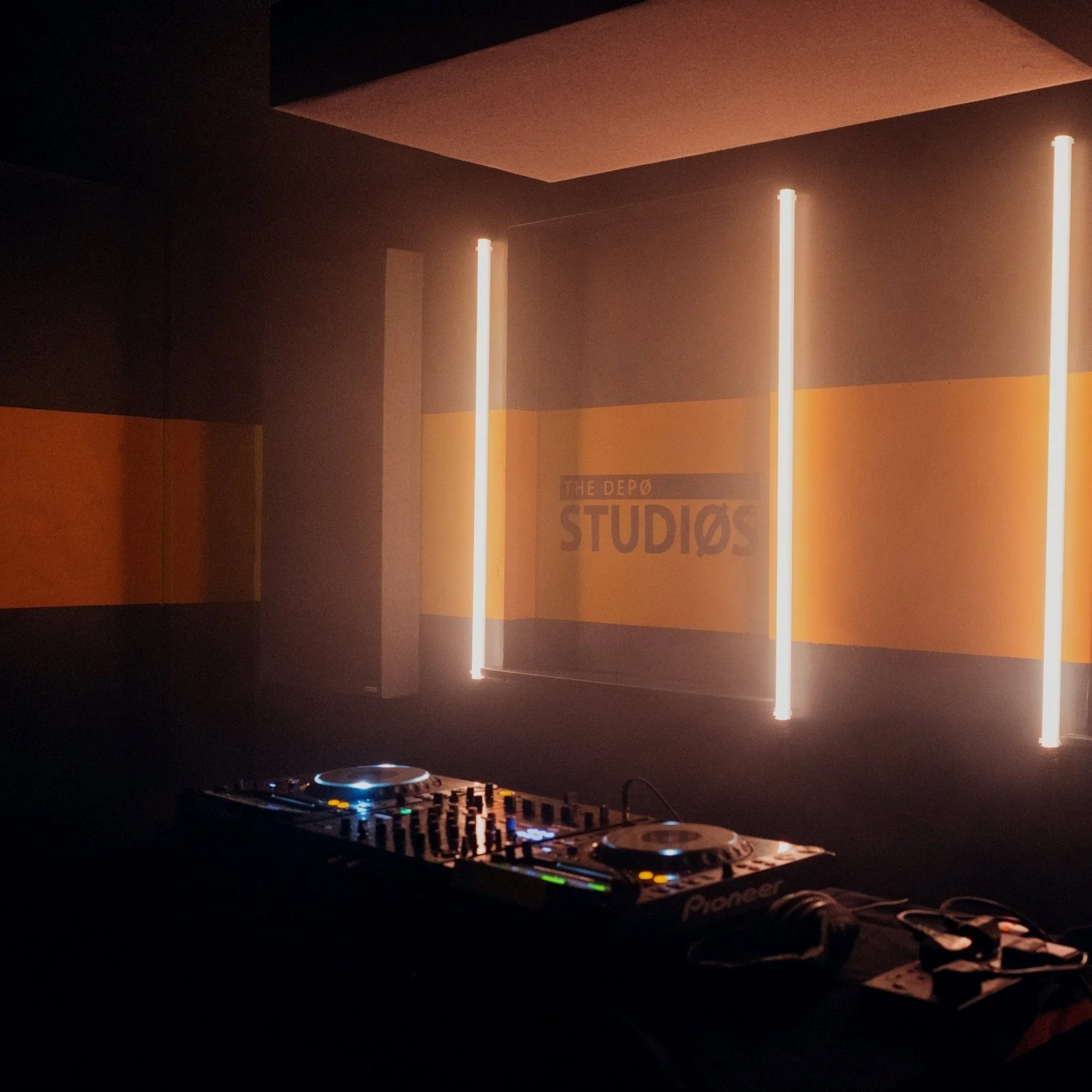 THE DEPØ STUDIOS