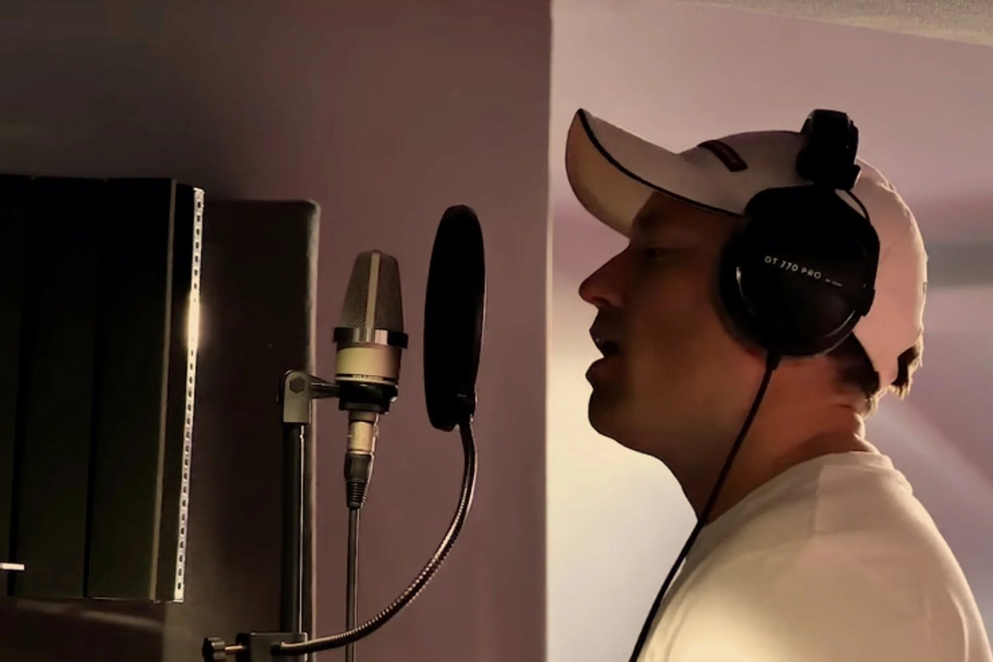 Vocal Recording — THE DEPØ STUDIOS