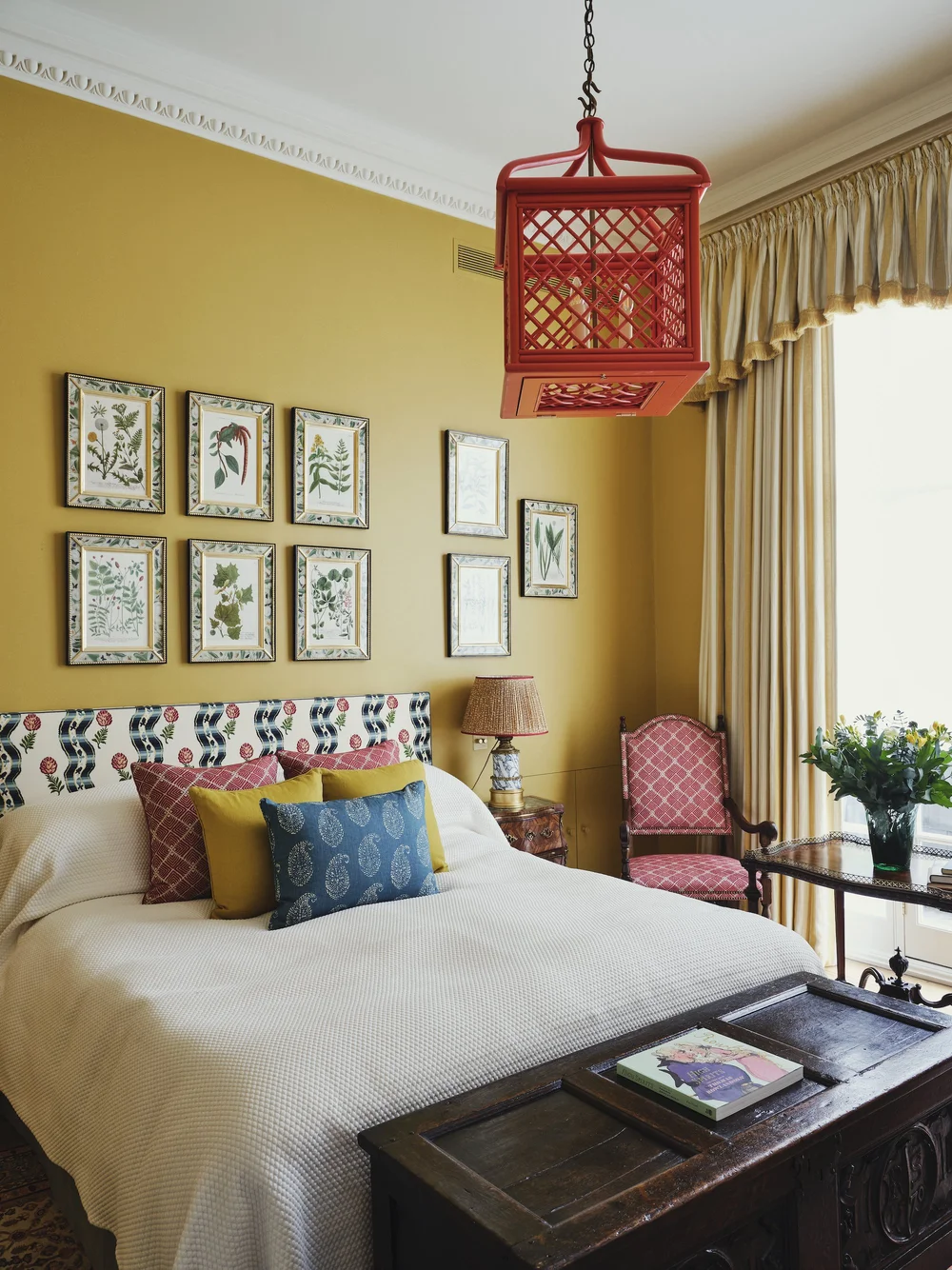 London flat interior design, interior decoration and design, Chelsea ...
