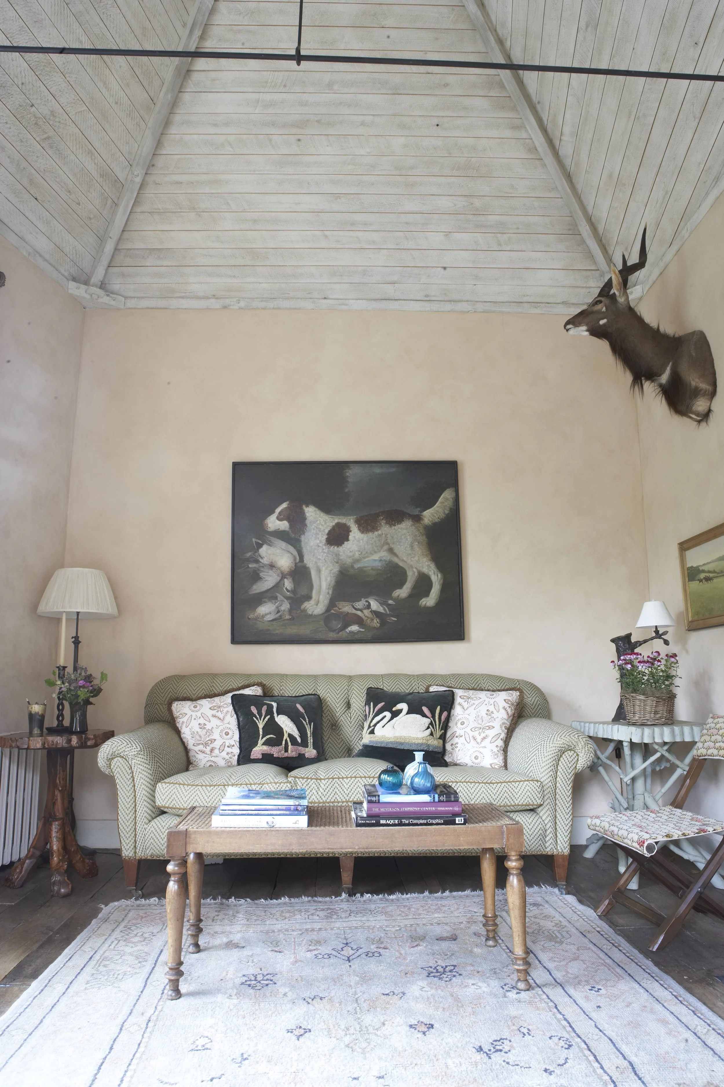 McWhirter Morris Country House interior decoration, traditional country ...