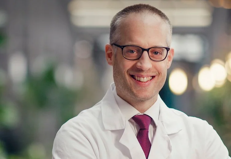 PASCAL ZINN > Assistant Professor — SWISS IMPACT . PA