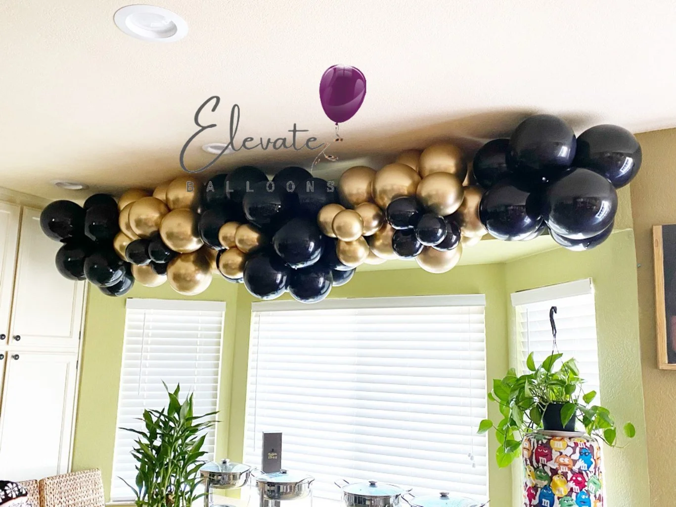 Balloon Garland CA | Beautiful Balloon Garlands — Elevate Balloons