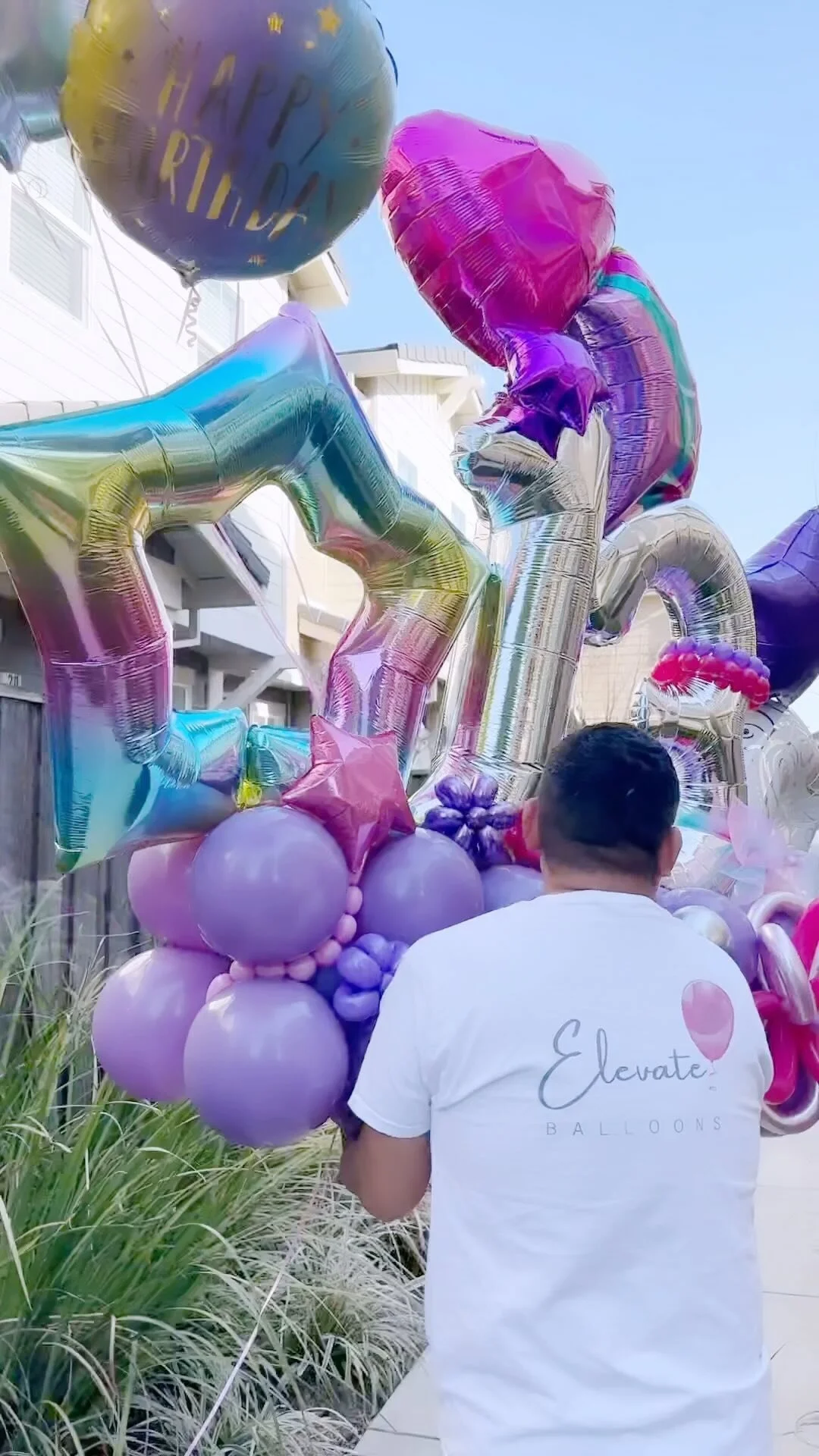 Balloon Designs Santa Rosa - Elevate Balloons