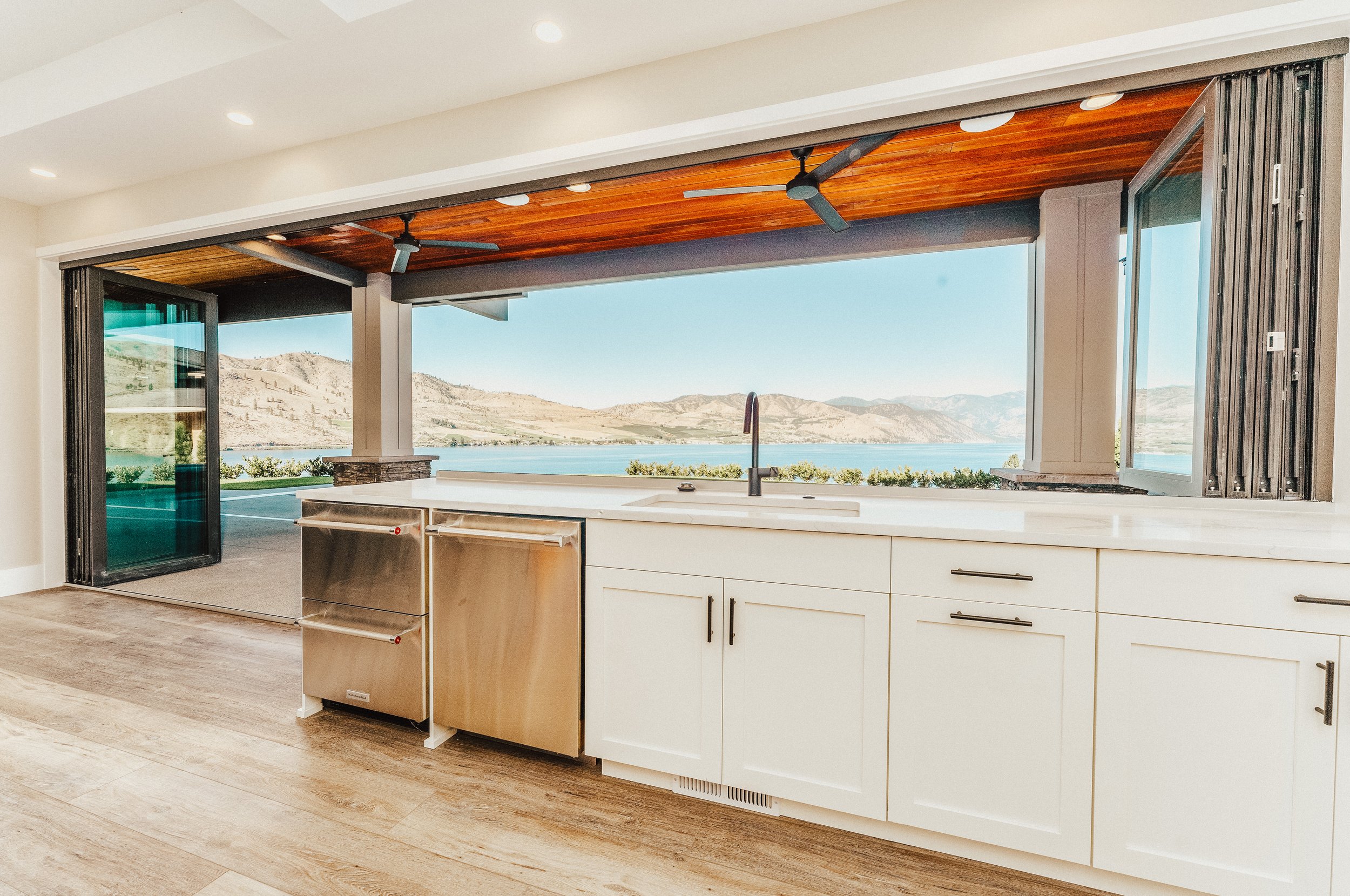 Home Design & Chelan's Natural Beauty. Architectural Trends In Custom ...
