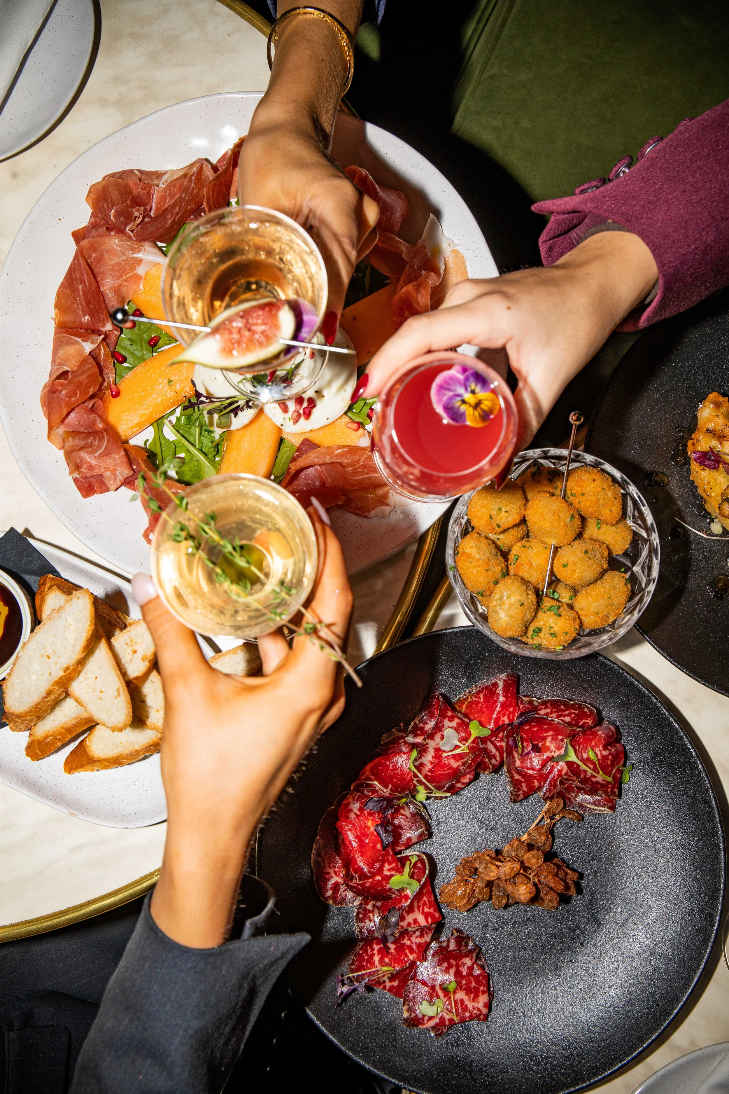 Sax Café and Lounge Bar - A live Music Venue