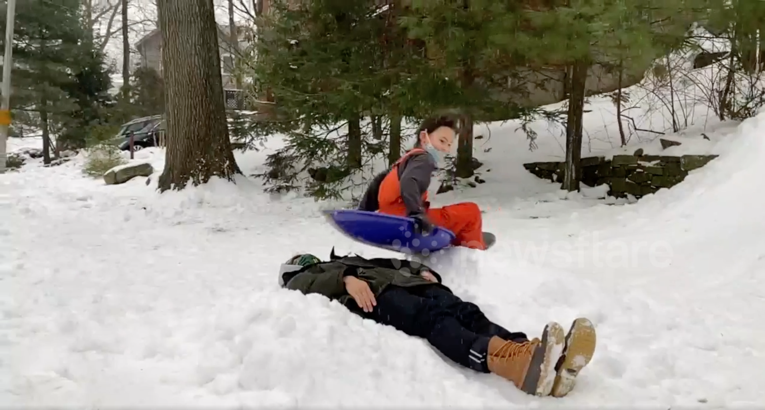 5 Hilarious Snow Fails Caught on Camera — Welcome To Newsflare