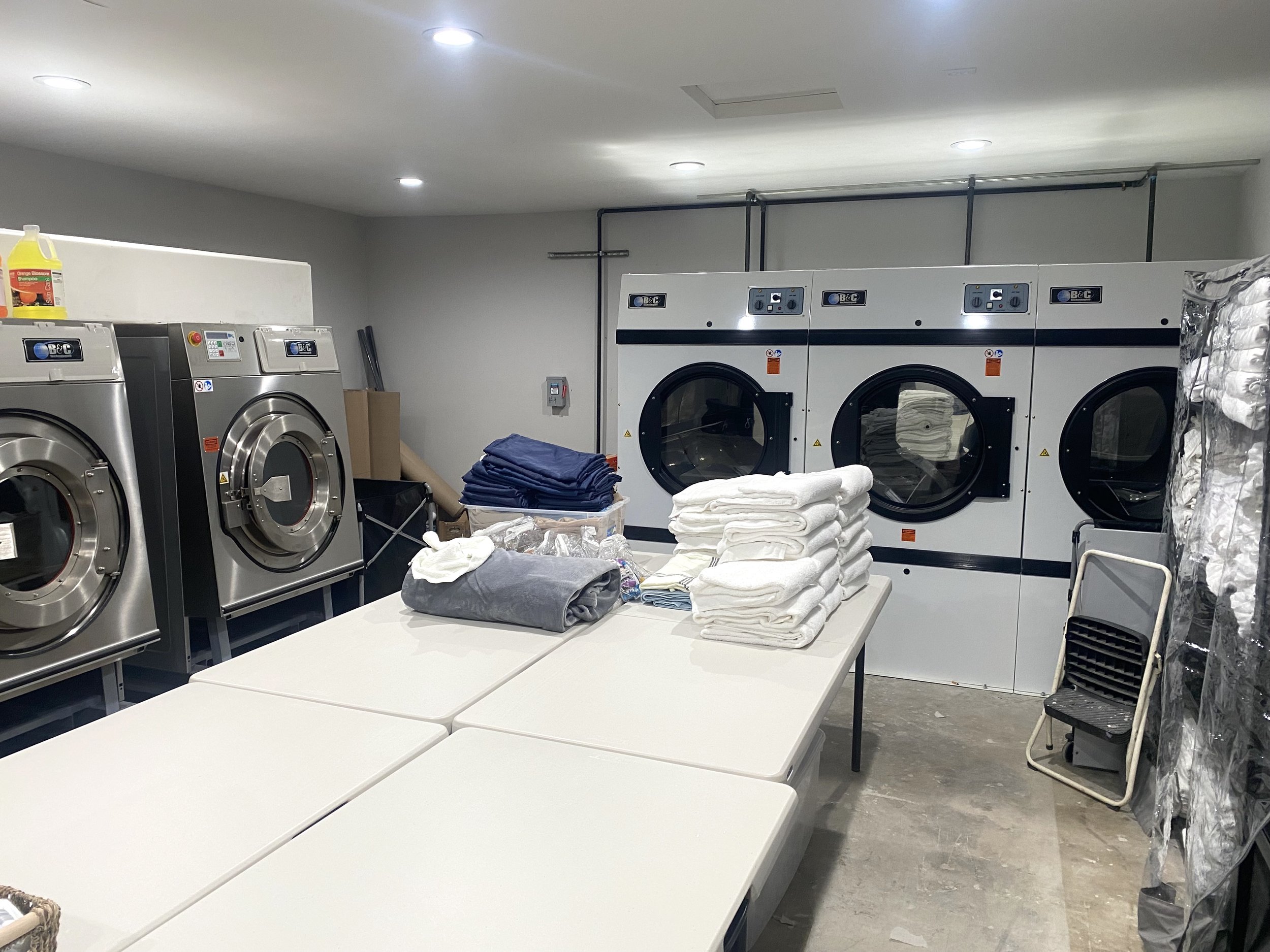 OAKGATE | Vacation Rentals: Management, Cleaning, Customer Service