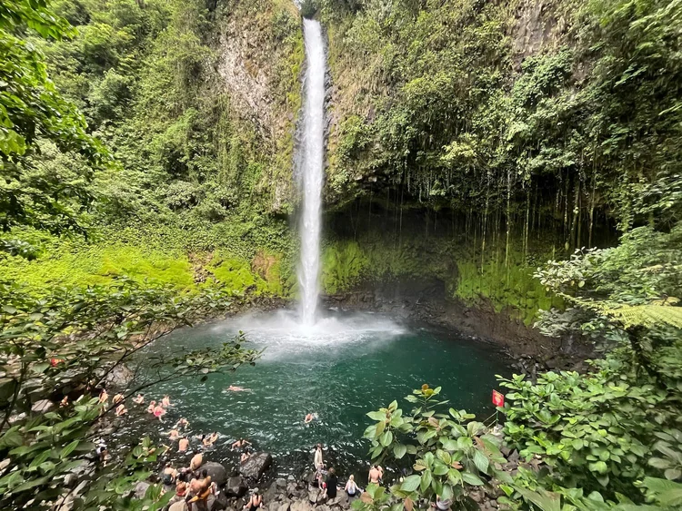 La Fortuna Waterfall Cost (2026) – Is It Worth the Price?