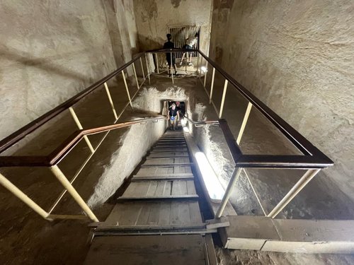Visiting the Pyramids without a guide at Giza.