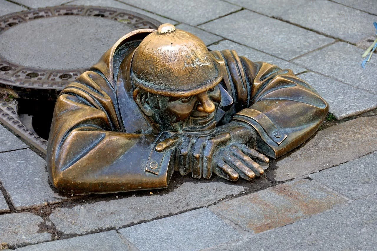 Visiting Cumil the Sewer Worker in Bratislava (2026 Guide): The City’s ...