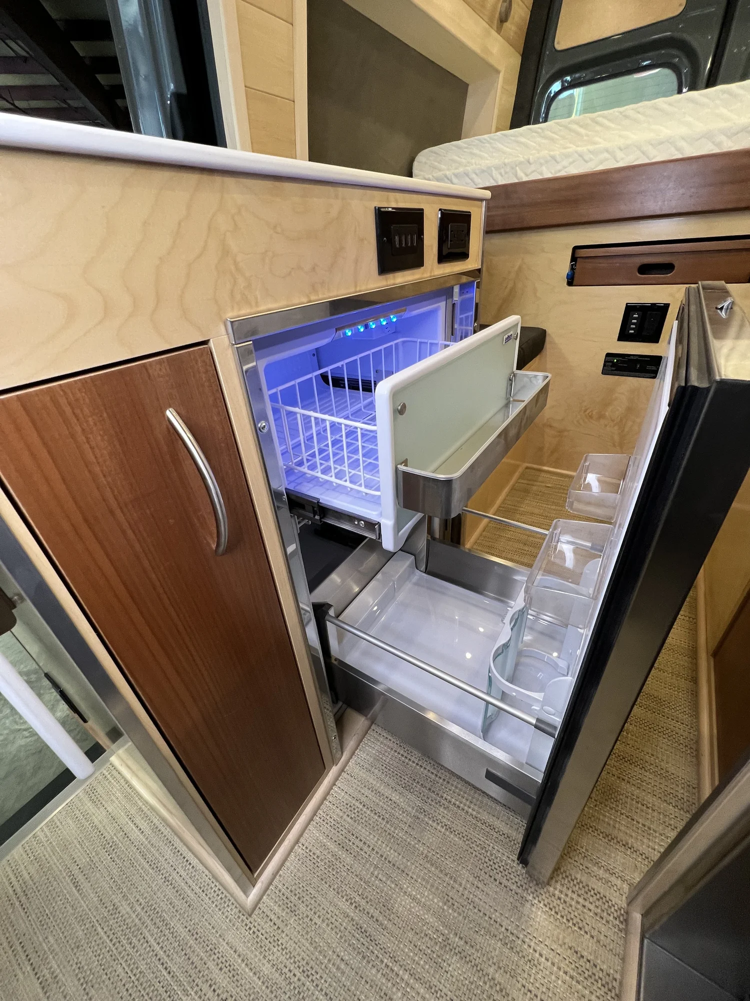 Gallery — Off Grid Adventure Vans