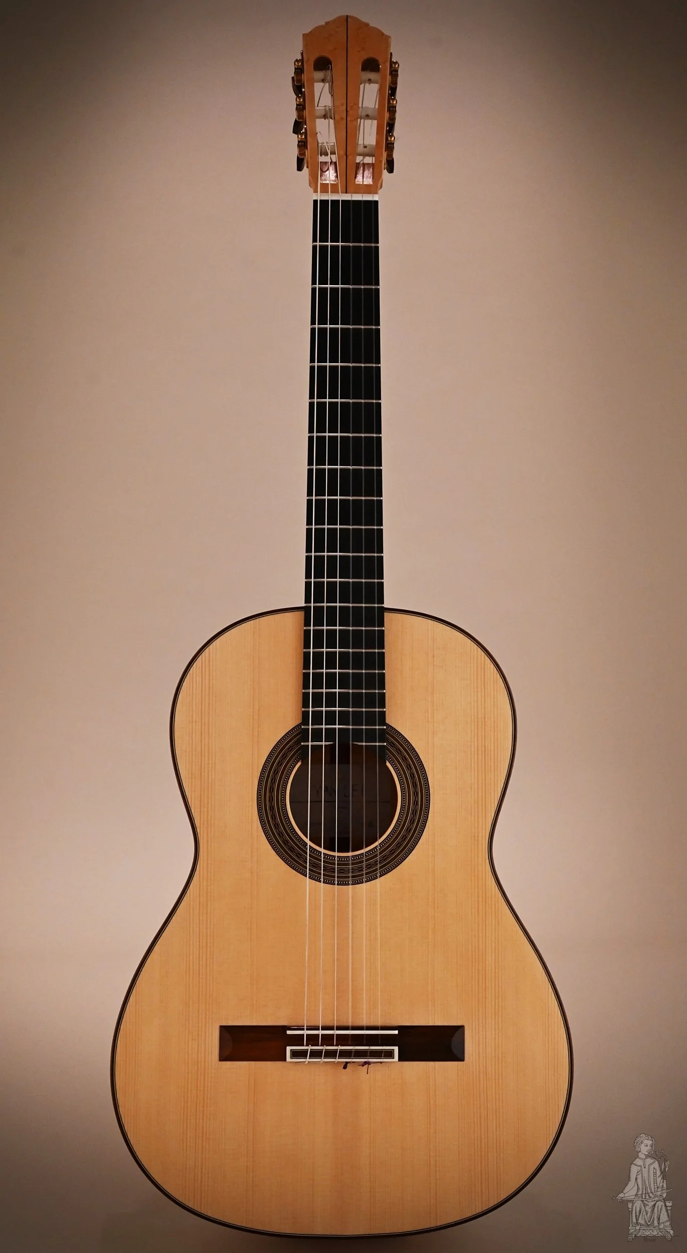 2023 Yan Lei — M. E. Brune, Luthier