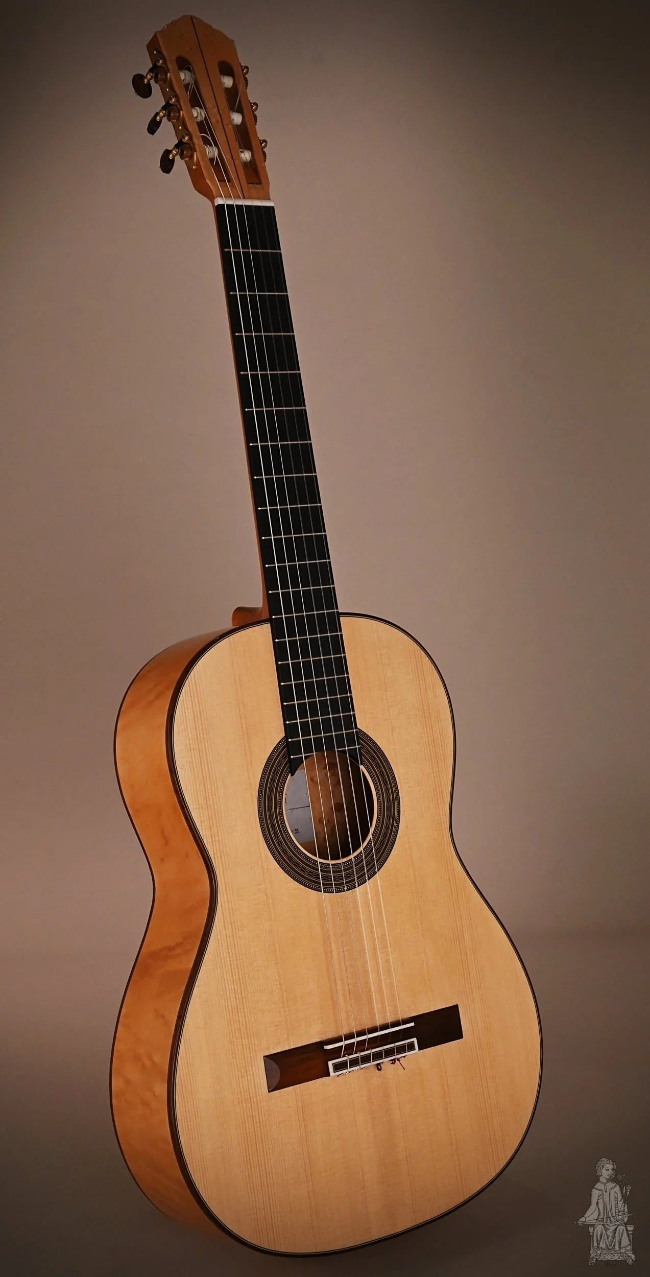 2023 Yan Lei — M. E. Brune, Luthier