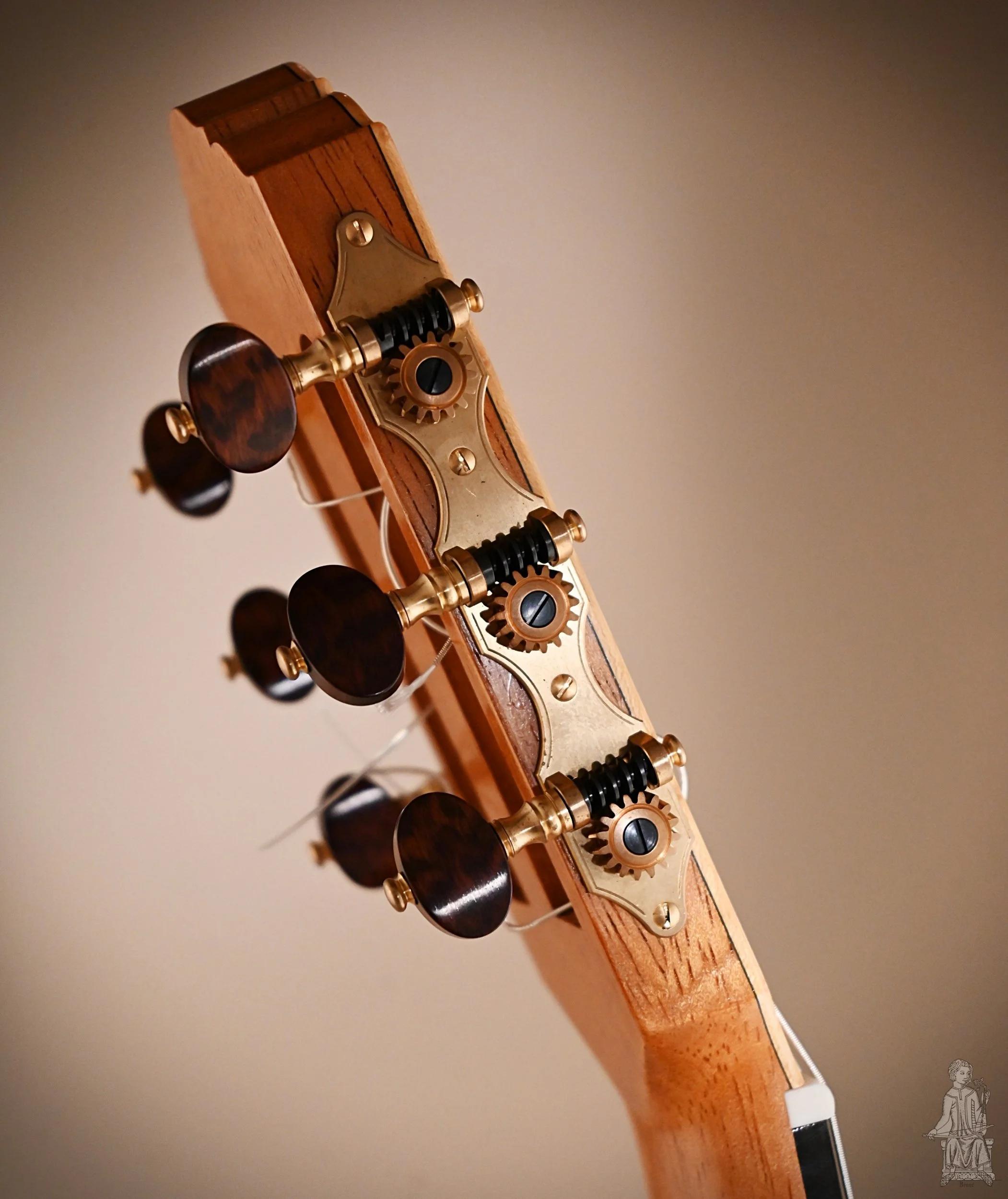 2023 Yan Lei — M. E. Brune, Luthier
