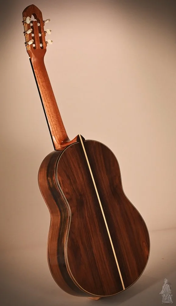 2001 Christopher Carrington — M. E. Brune, Luthier