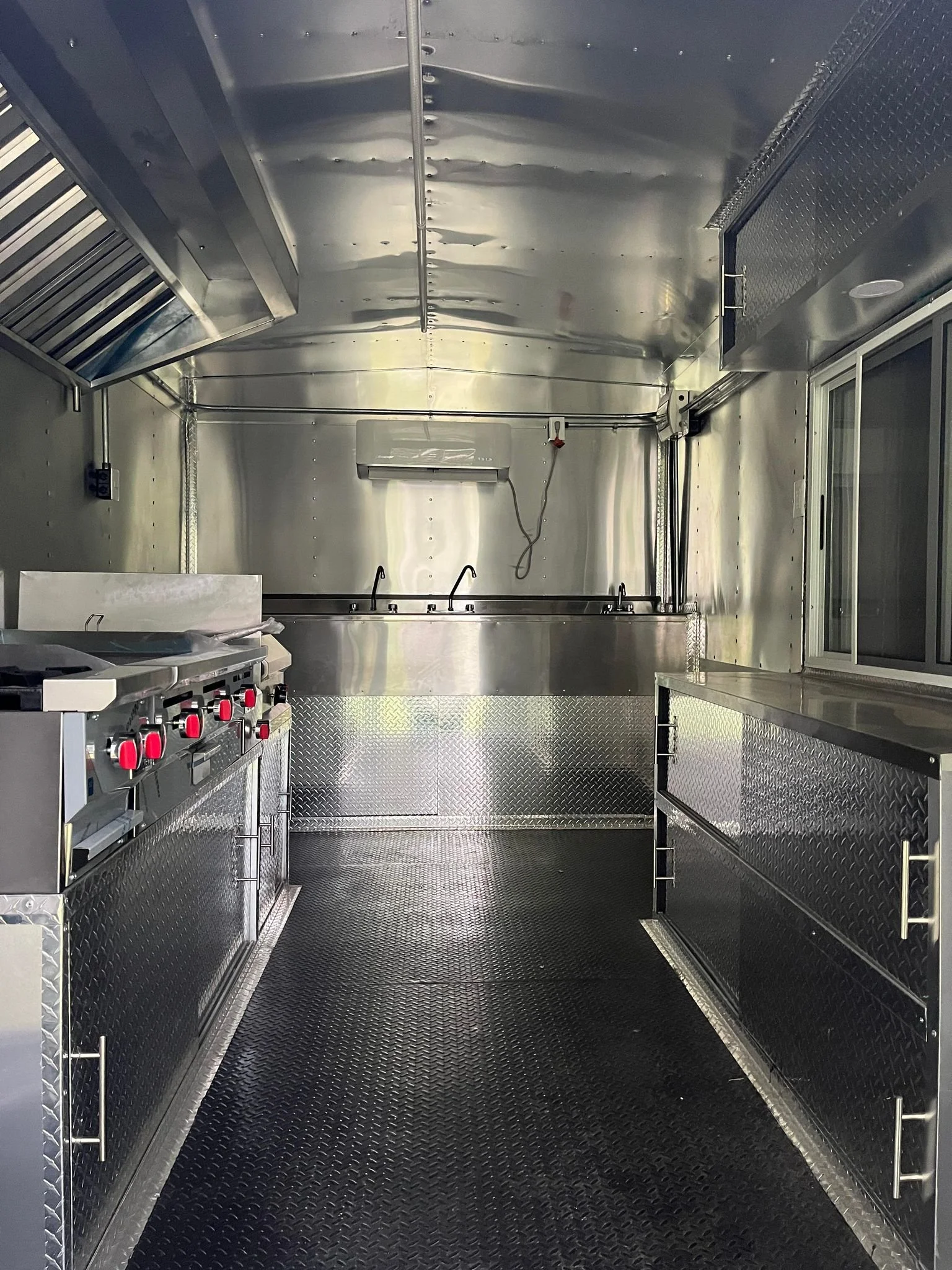 Store 1 — Northeast Custom Trailers