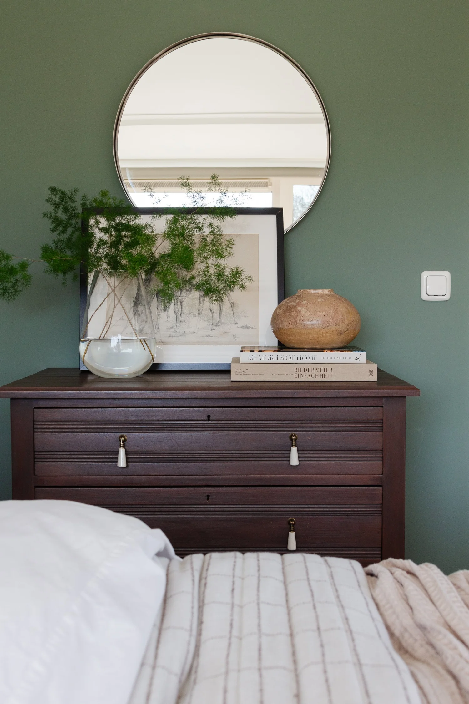 The Drawers of Resilience: A Story of DIY, Grief, and Perseverance ...
