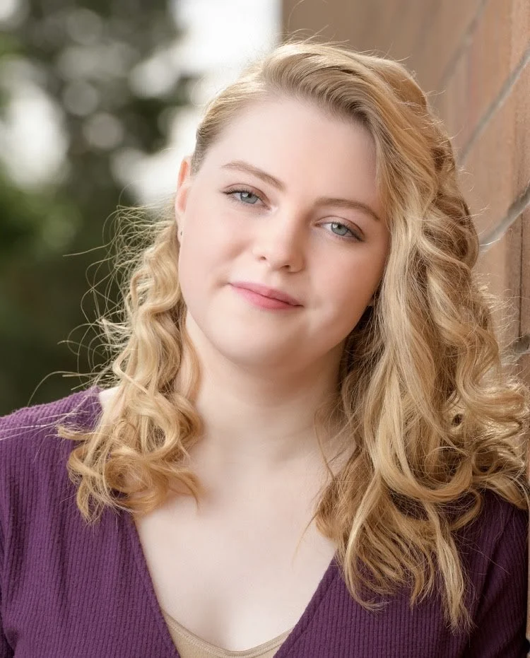 Resume & Headshots — Colleen Swift