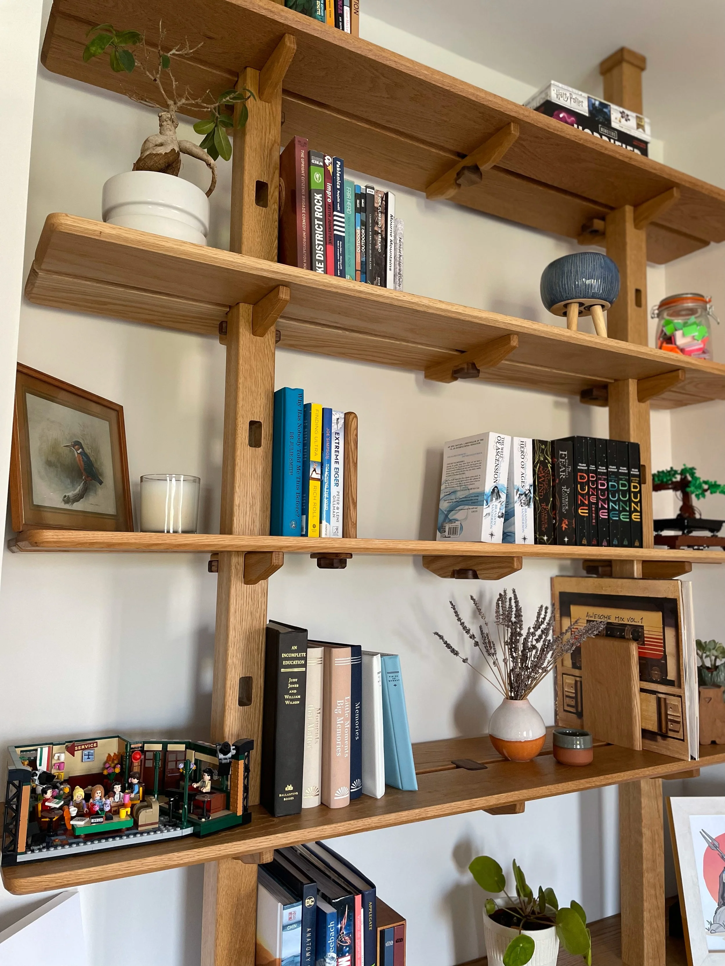 Japanese Style Bookshelf — Bear Creation