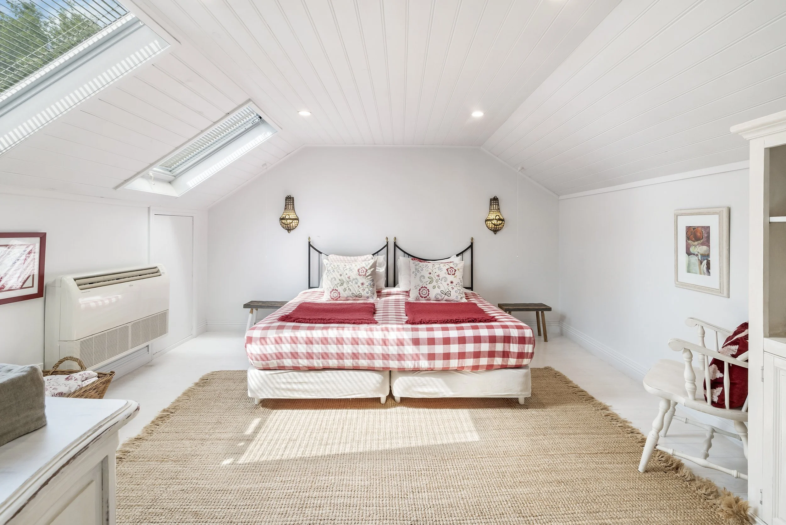 Stay — Red Feather Inn