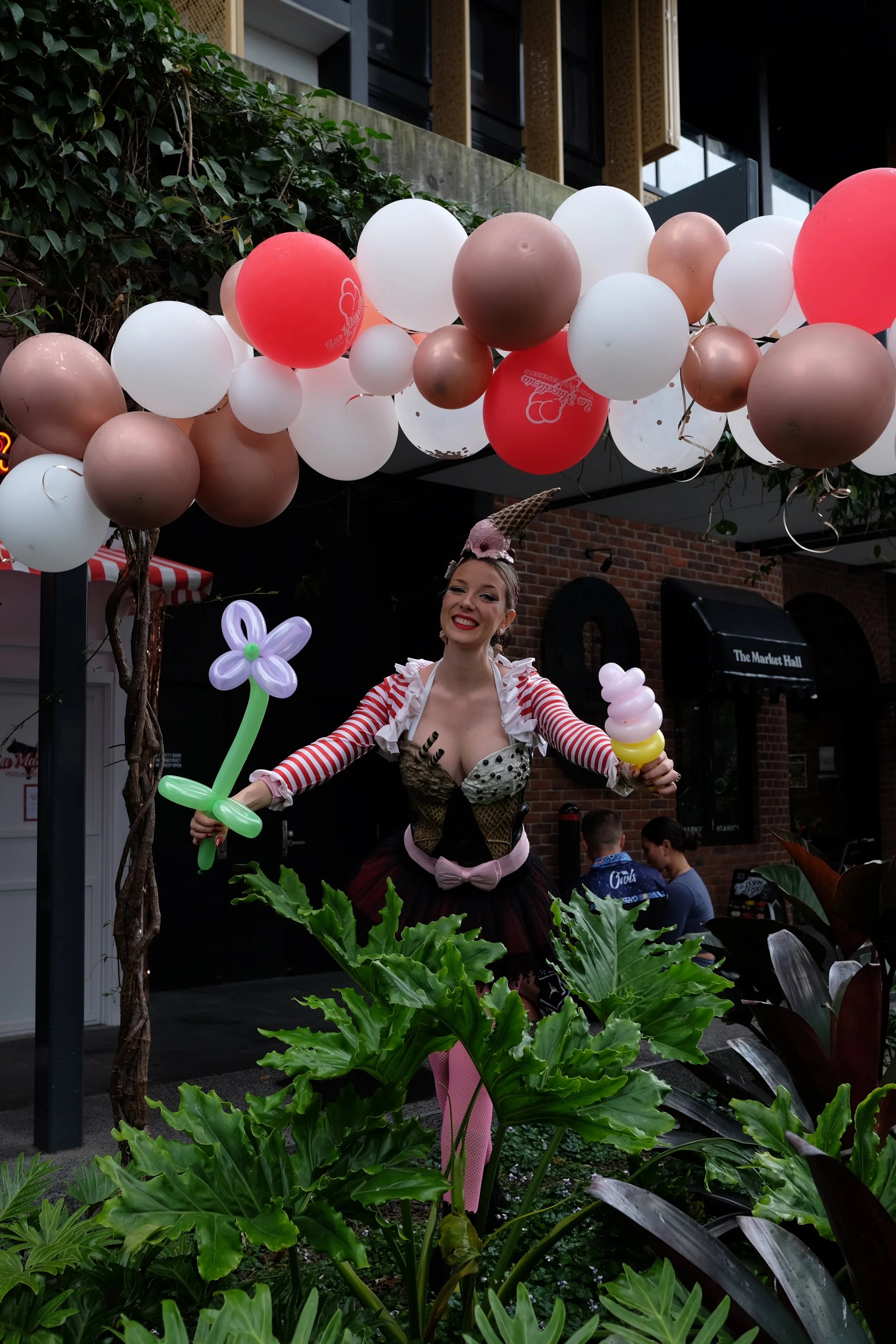 Balloon Twisting Brisbane | Balloon Artists for Kids Parties & Events ...