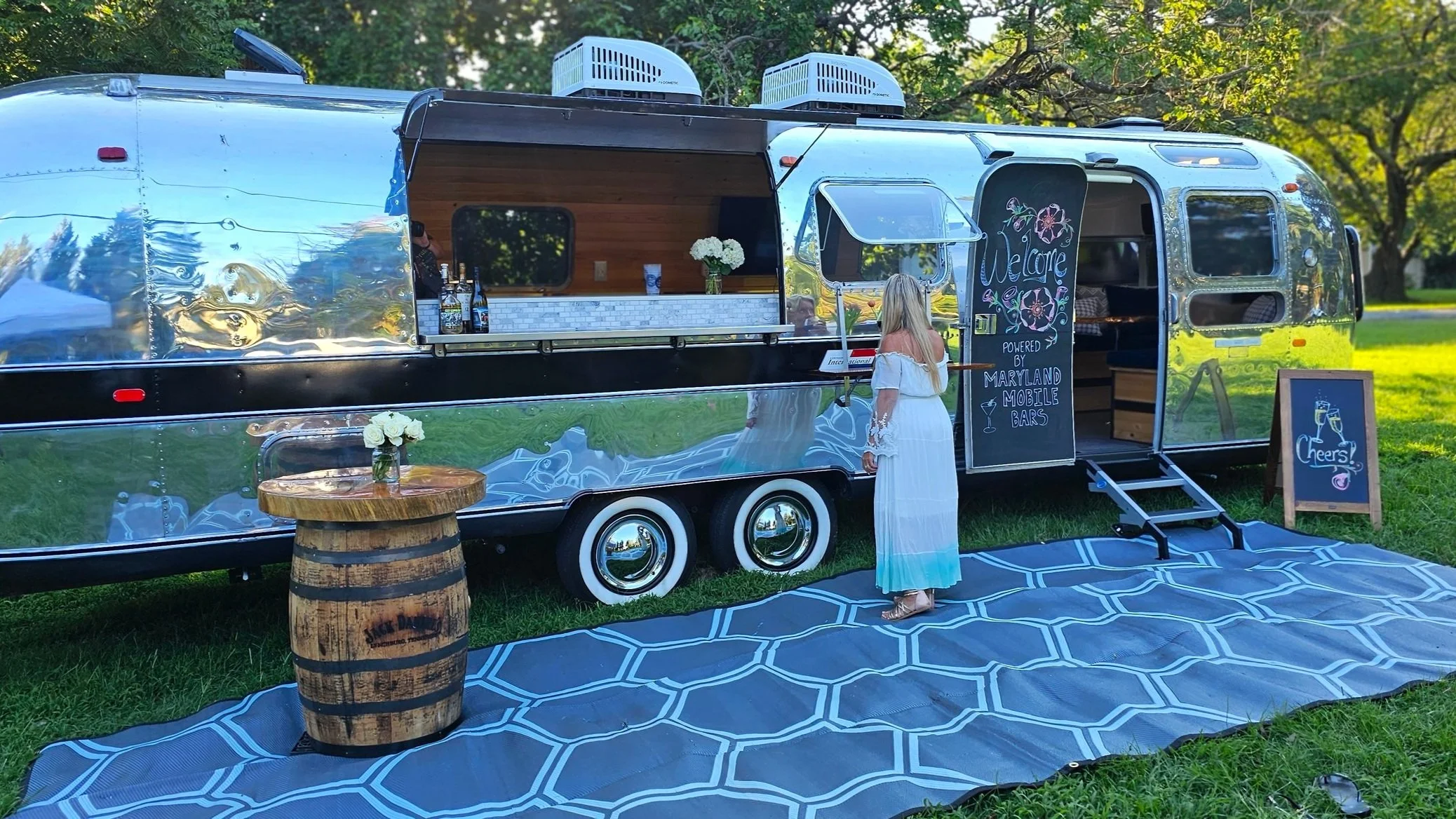 Services and rental options by Maryland Mobile Bars — Maryland Mobile ...
