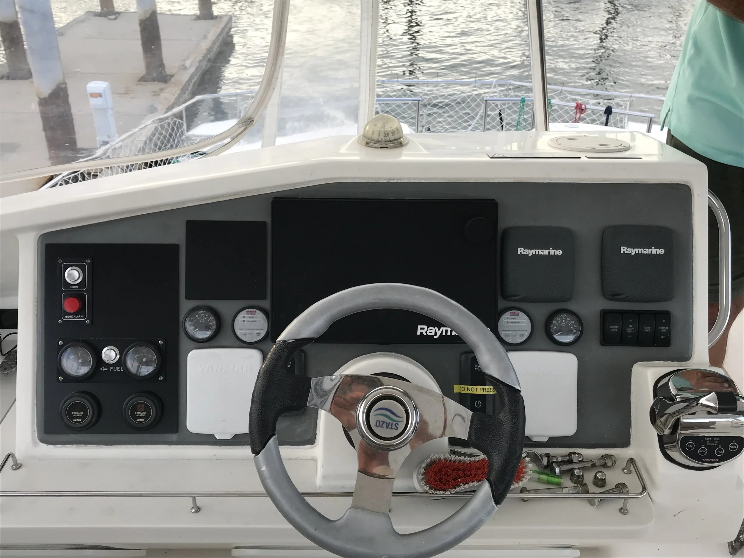 2Cs Yacht Outfitters and Canvas Creations