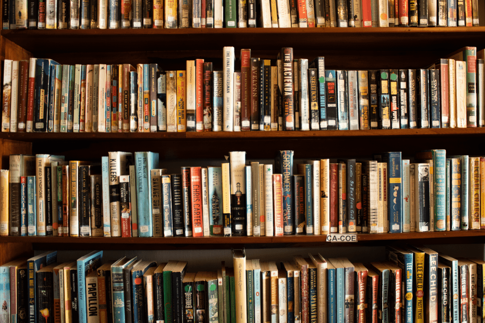 Catalog — Mérida English Library